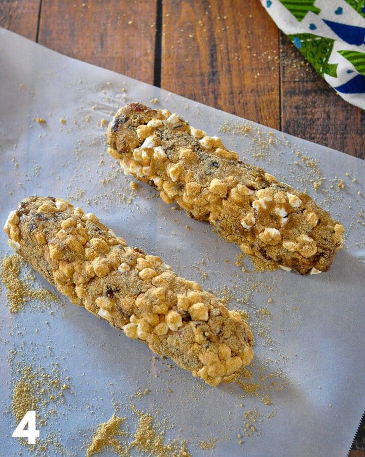 Holiday Date Roll - Cook This Again Mom