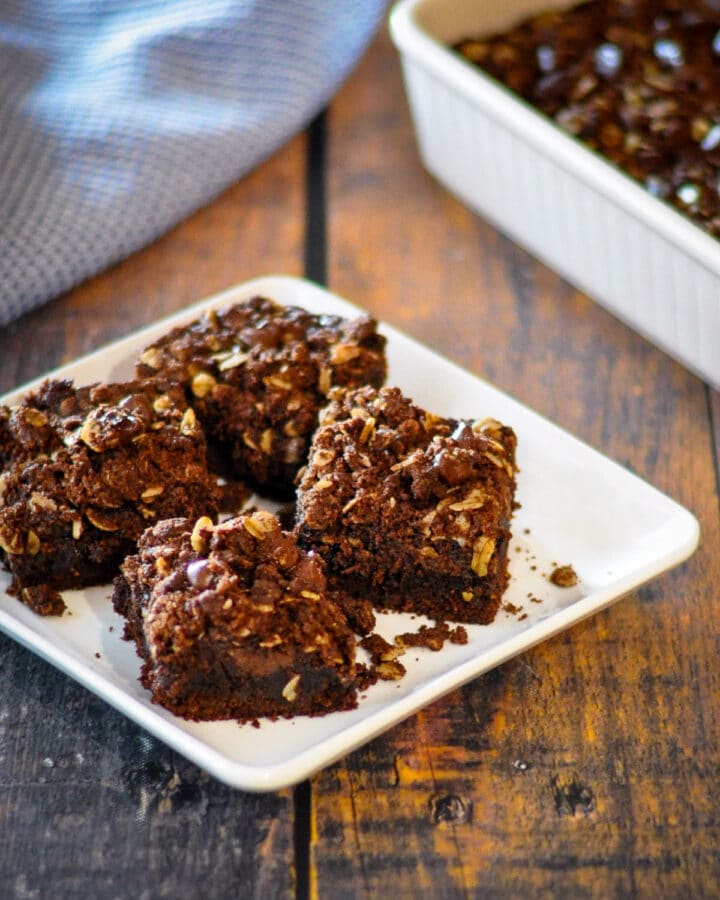 Simple Chocolate Crumble Brownies - Cook This Again Mom