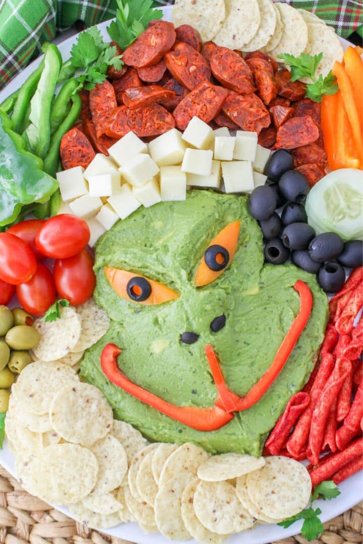 A Step-by-Step Guide to Making a Grinch Charcuterie Board - Cook This ...